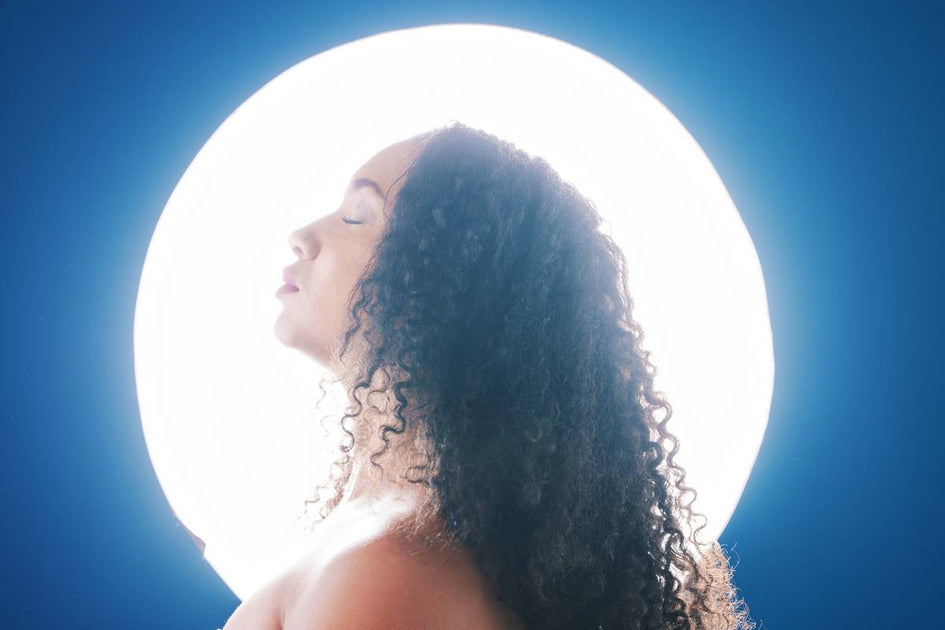 Harvesting Hair Health with the Moon: Ancient Wisdom and Modern Practi ...